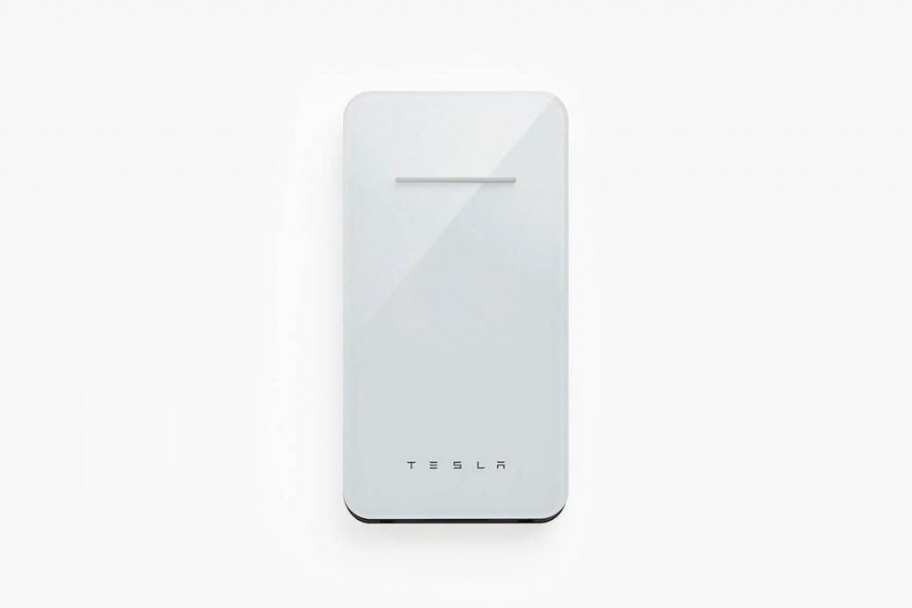 Give a Tesla Phone Charger as a Gift – Cybertech UAV